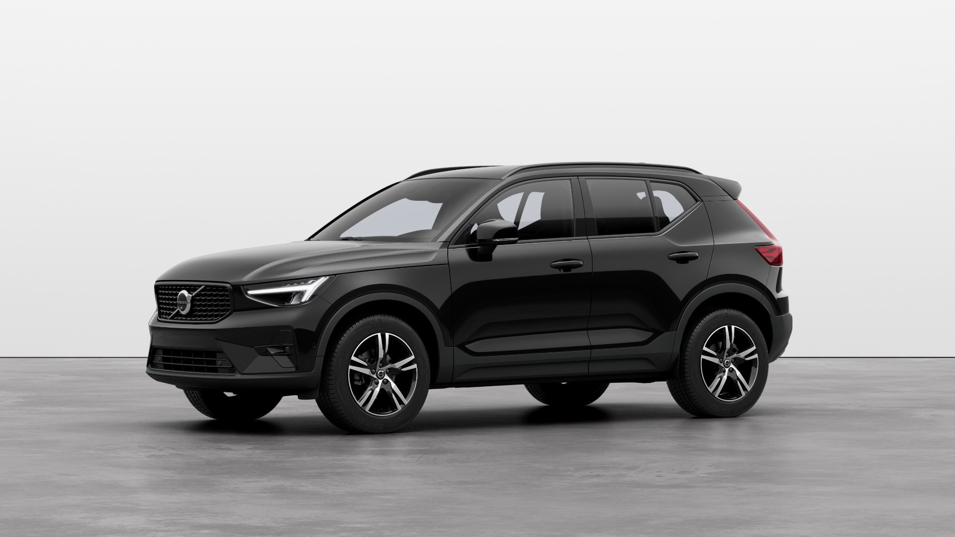 New Volvo XC40 2.0 B4P Plus Dark 5dr Auto - Stoneacre