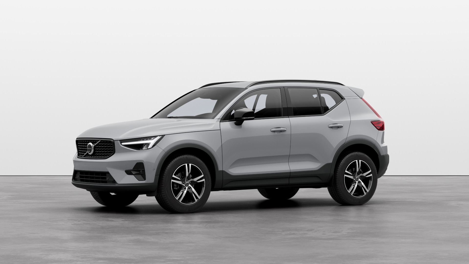 New Volvo XC40 2.0 B4P Plus Dark 5dr Auto - Stoneacre