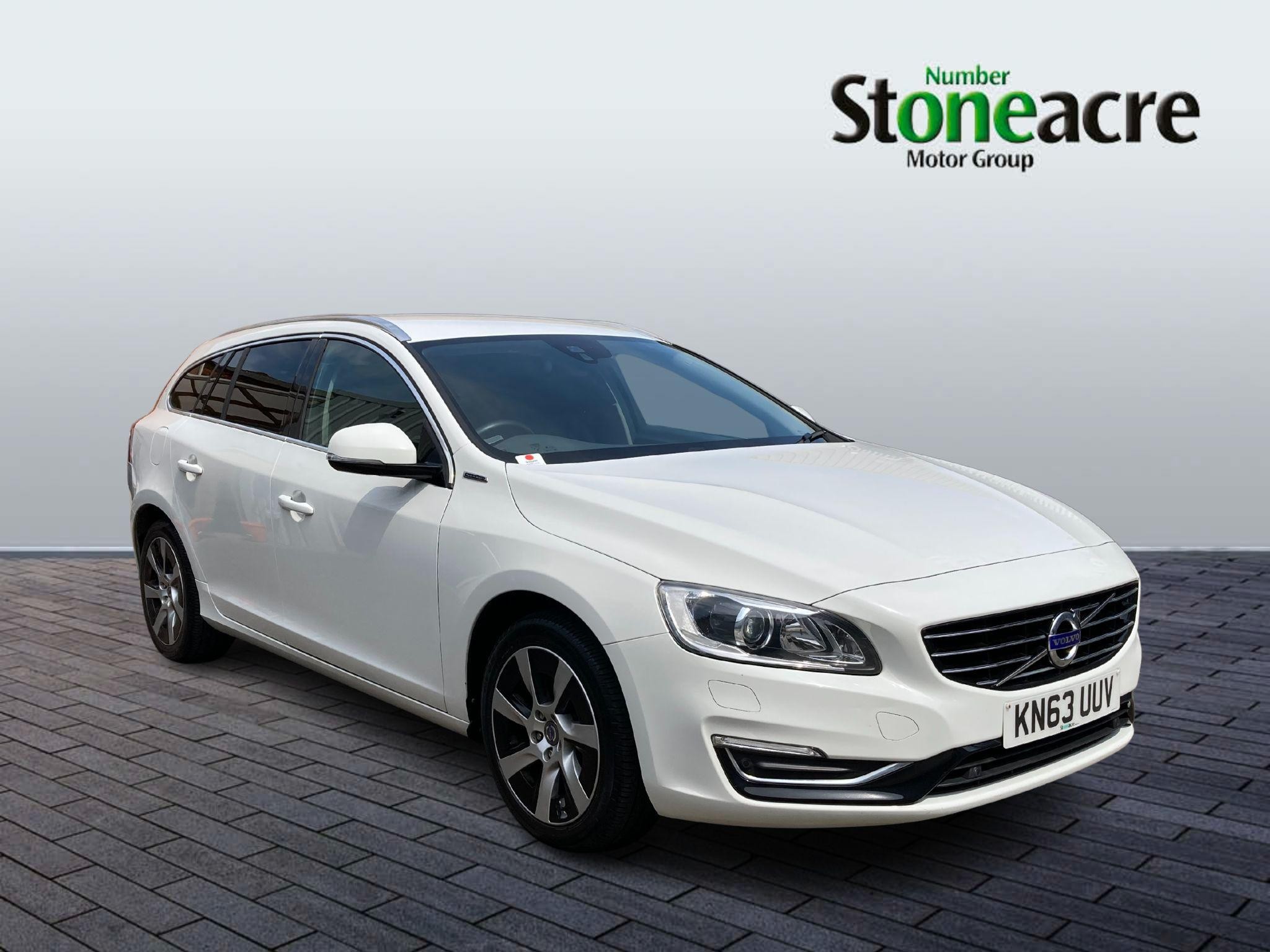 Used Volvo V60 2.4 D6 Geartronic AWD Euro 5 (s/s) 5dr - (KN63UUV)