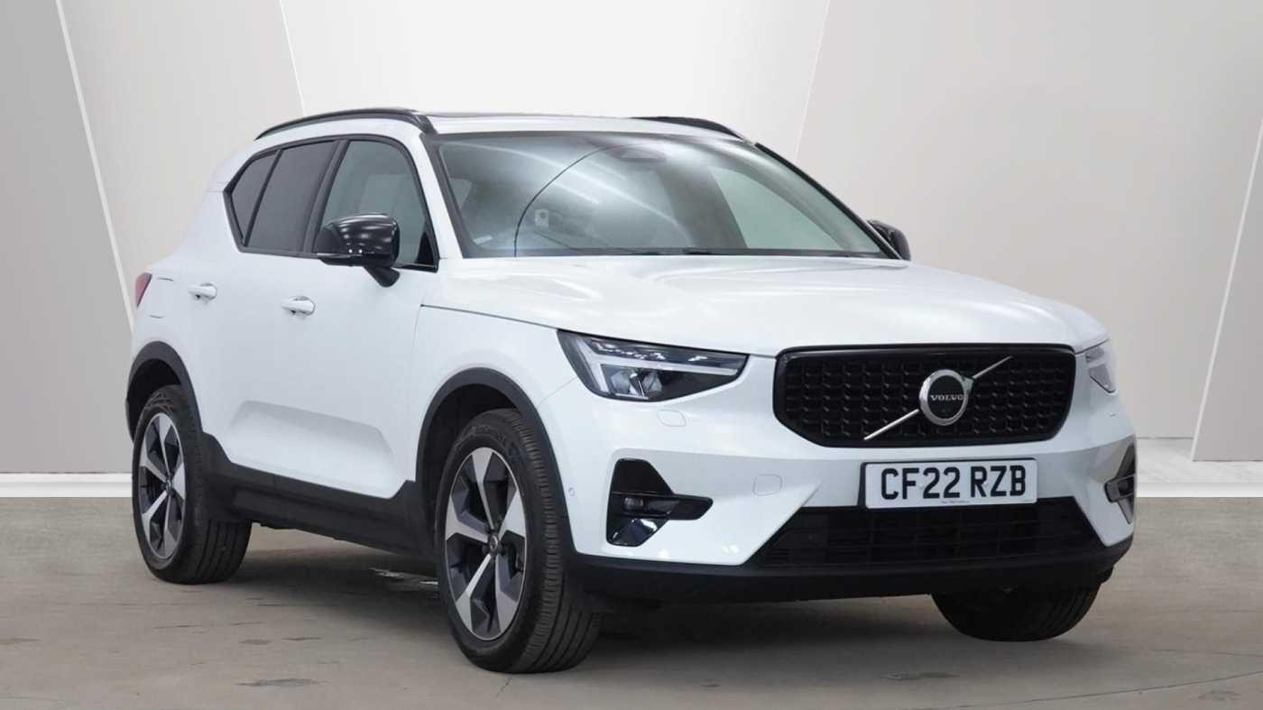 Used Volvo XC40 2.0 B4P Ultimate Dark 5dr Auto - (CF22RZB)