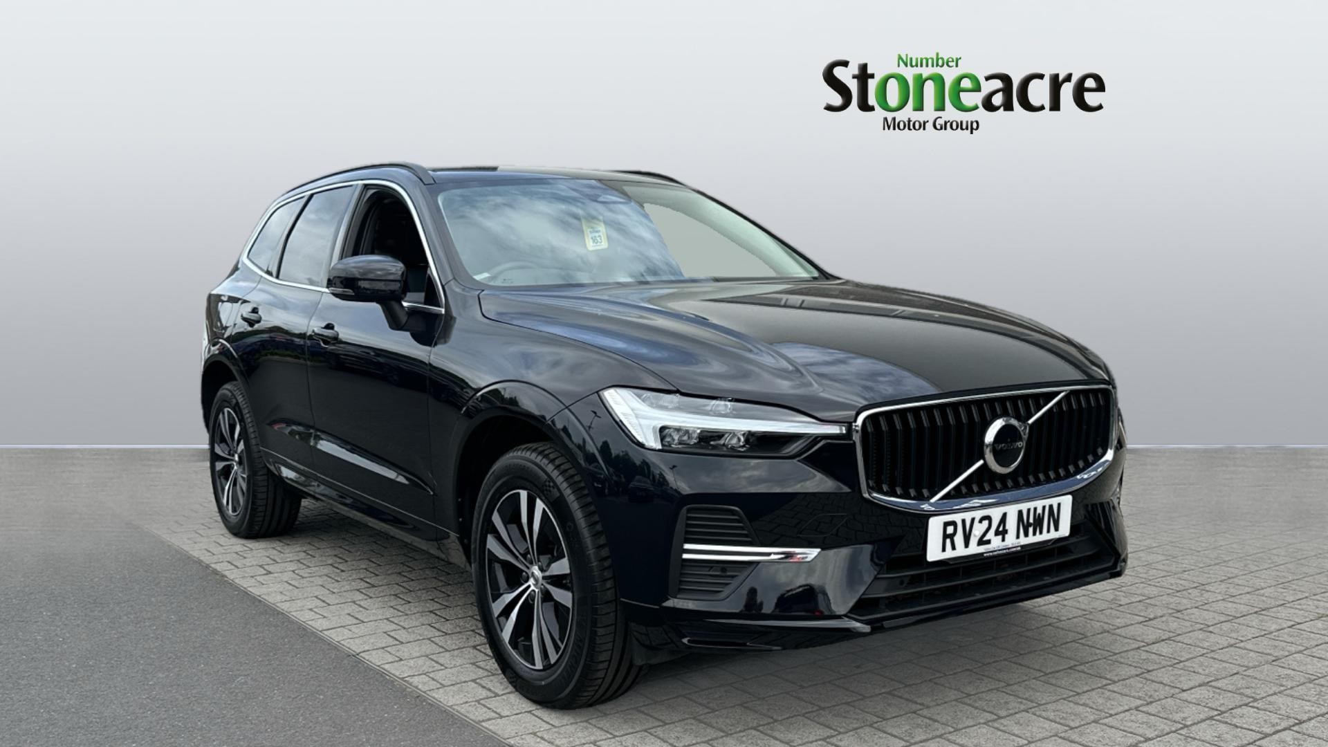 Used Volvo XC60 Core B5 AWD Mild Hybrid Petrol - (RV24NWN)