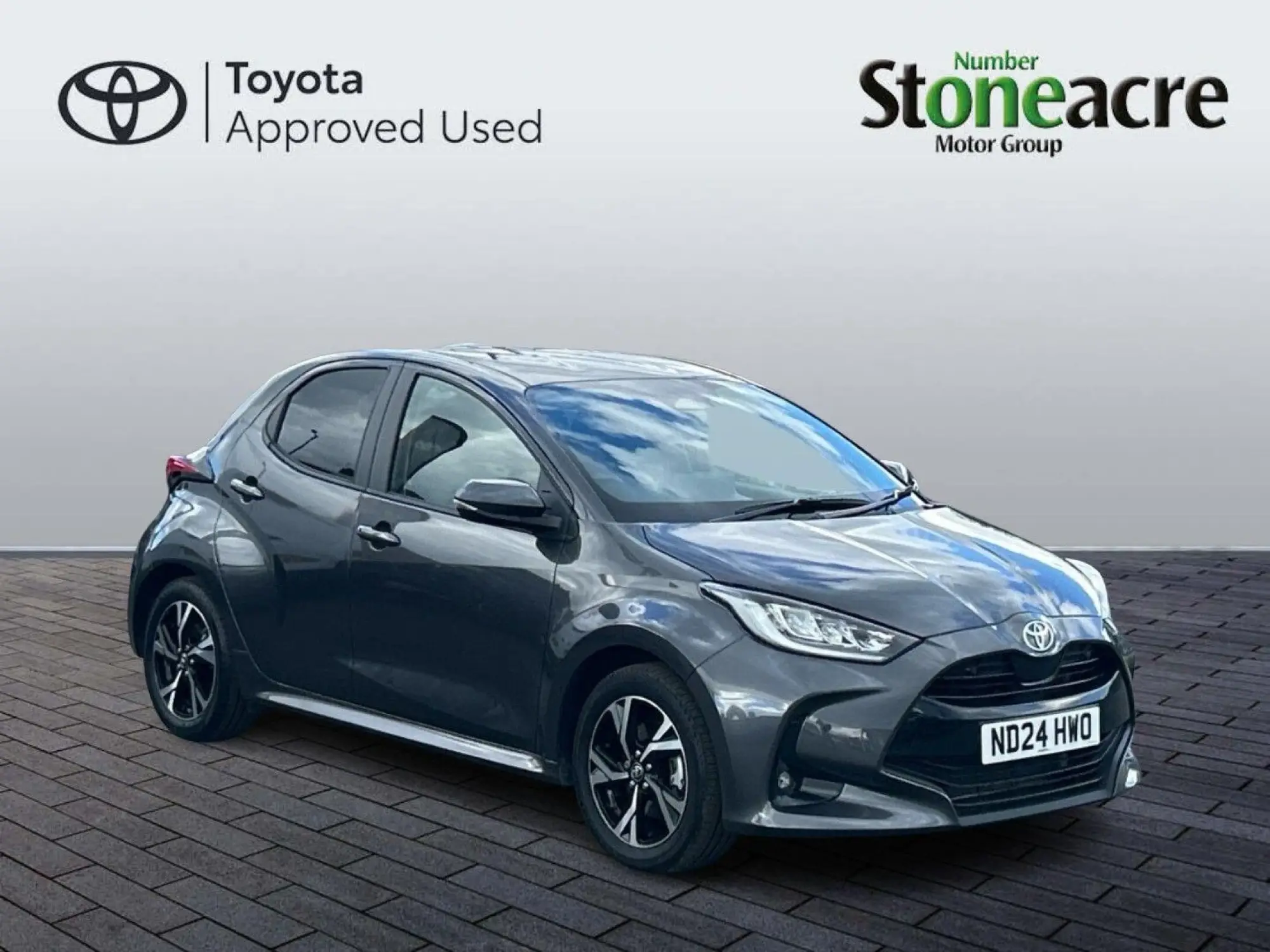 Used Toyota Yaris 1.5 Hybrid Design 5dr CVT - (ND24HWO)