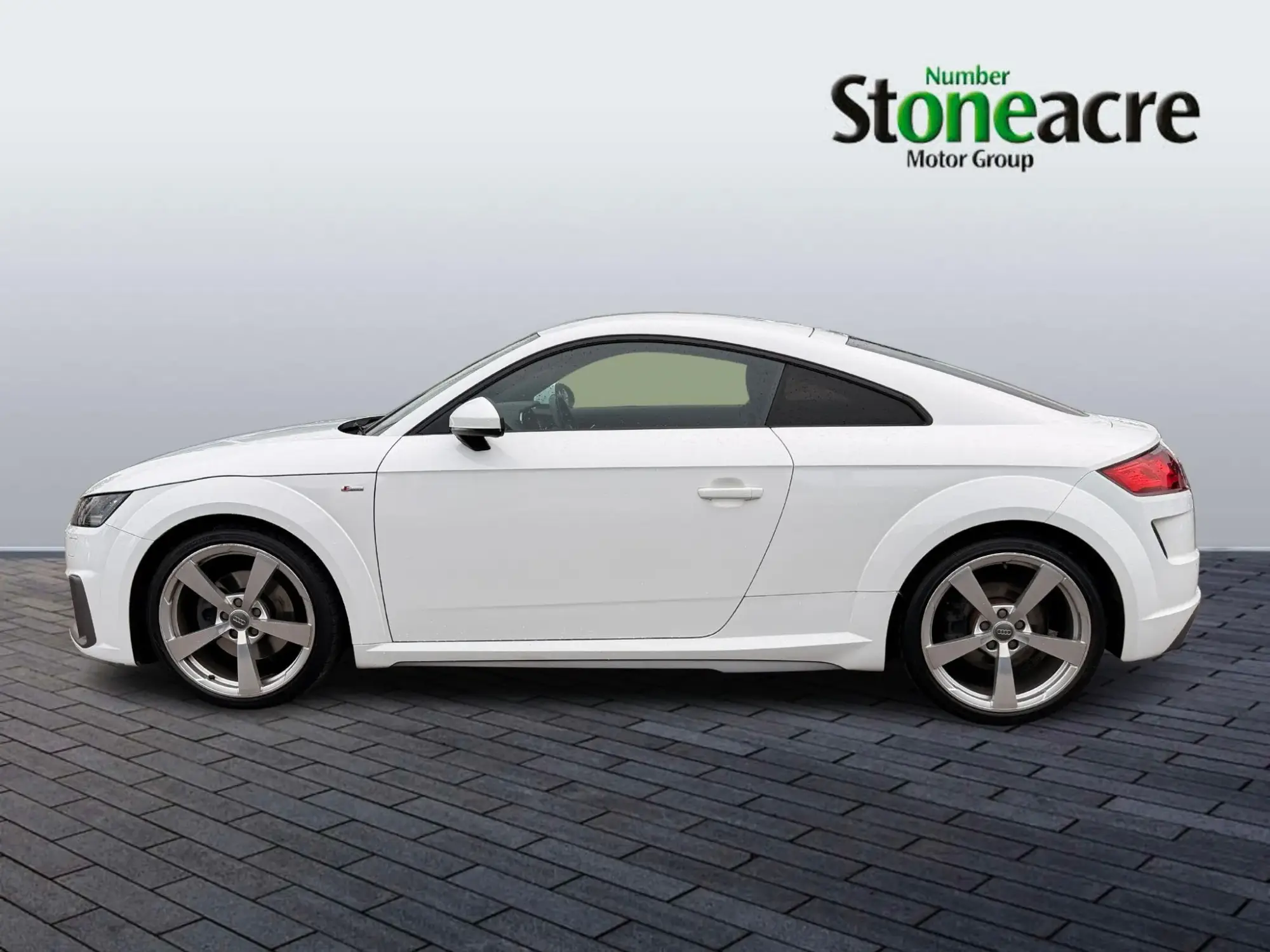 Used Audi TT 2.0 TFSI 40 S line S Tronic Euro 6 (s/s) 3dr - (G12MUG)