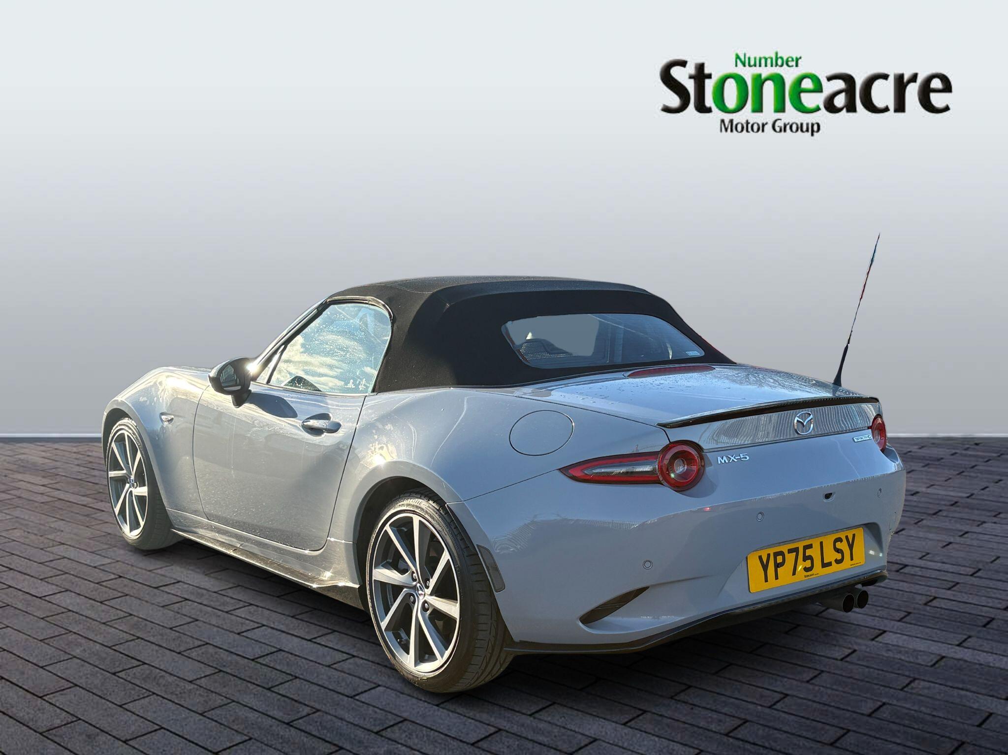 Nearly New Mazda MX-5 2.0 SKYACTIV-G Exclusive-Line Roadster Euro 6 (s ...