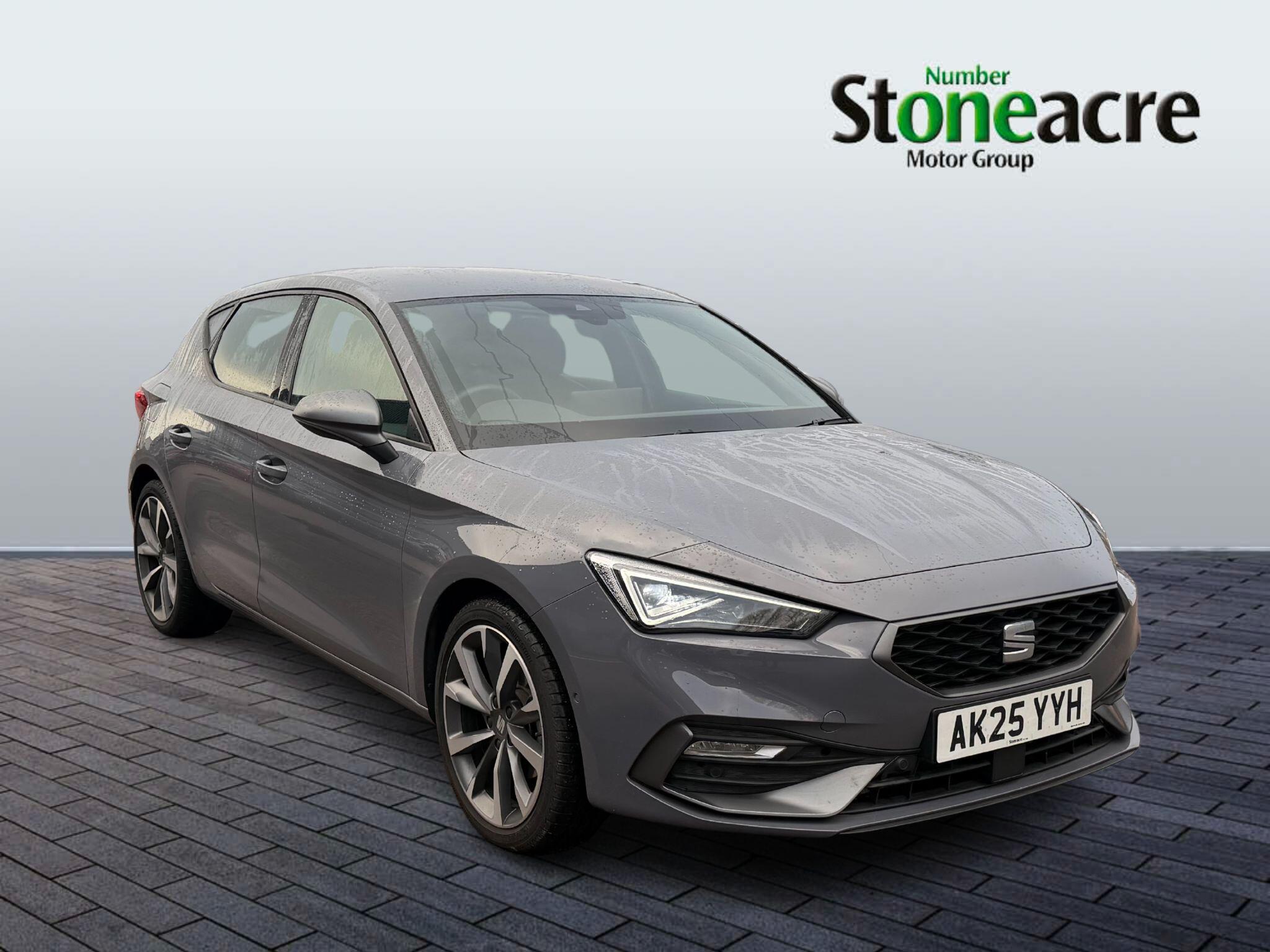 Nearly New SEAT Leon 1.5 eTSI MHEV FR Sport DSG Euro 6 (s/s) 5dr ...